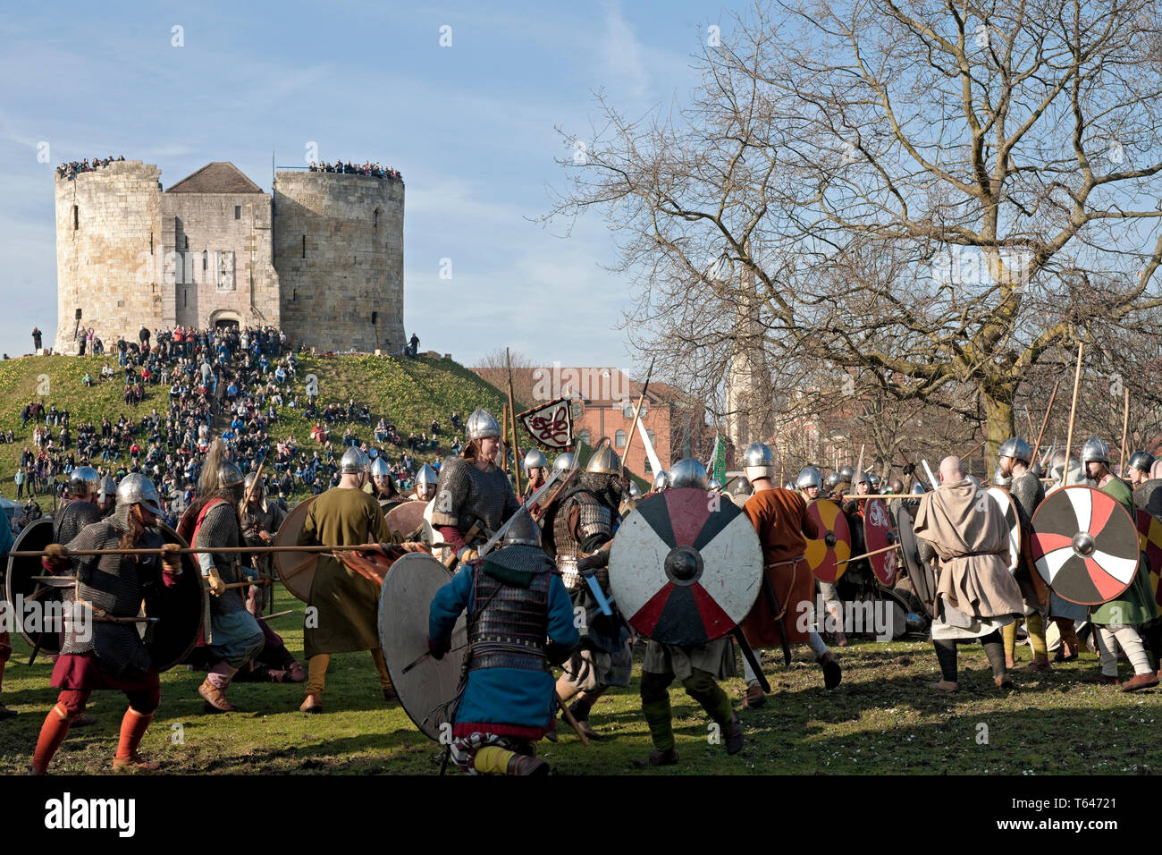 Anglo Saxons Clothes High Resolution Stock Photography and Images - Alamy