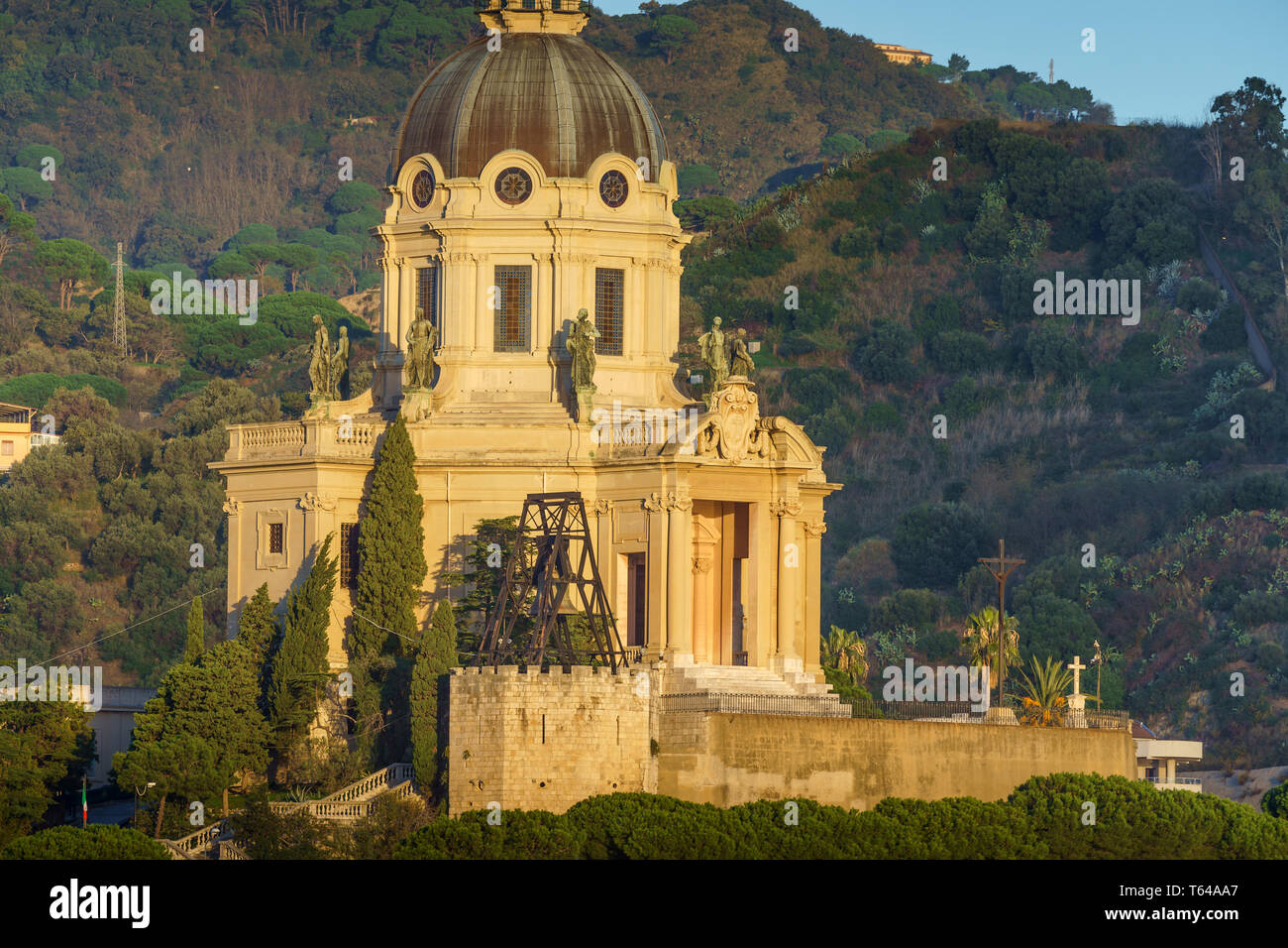 Messina italy temple christ king hi-res stock photography and images ...