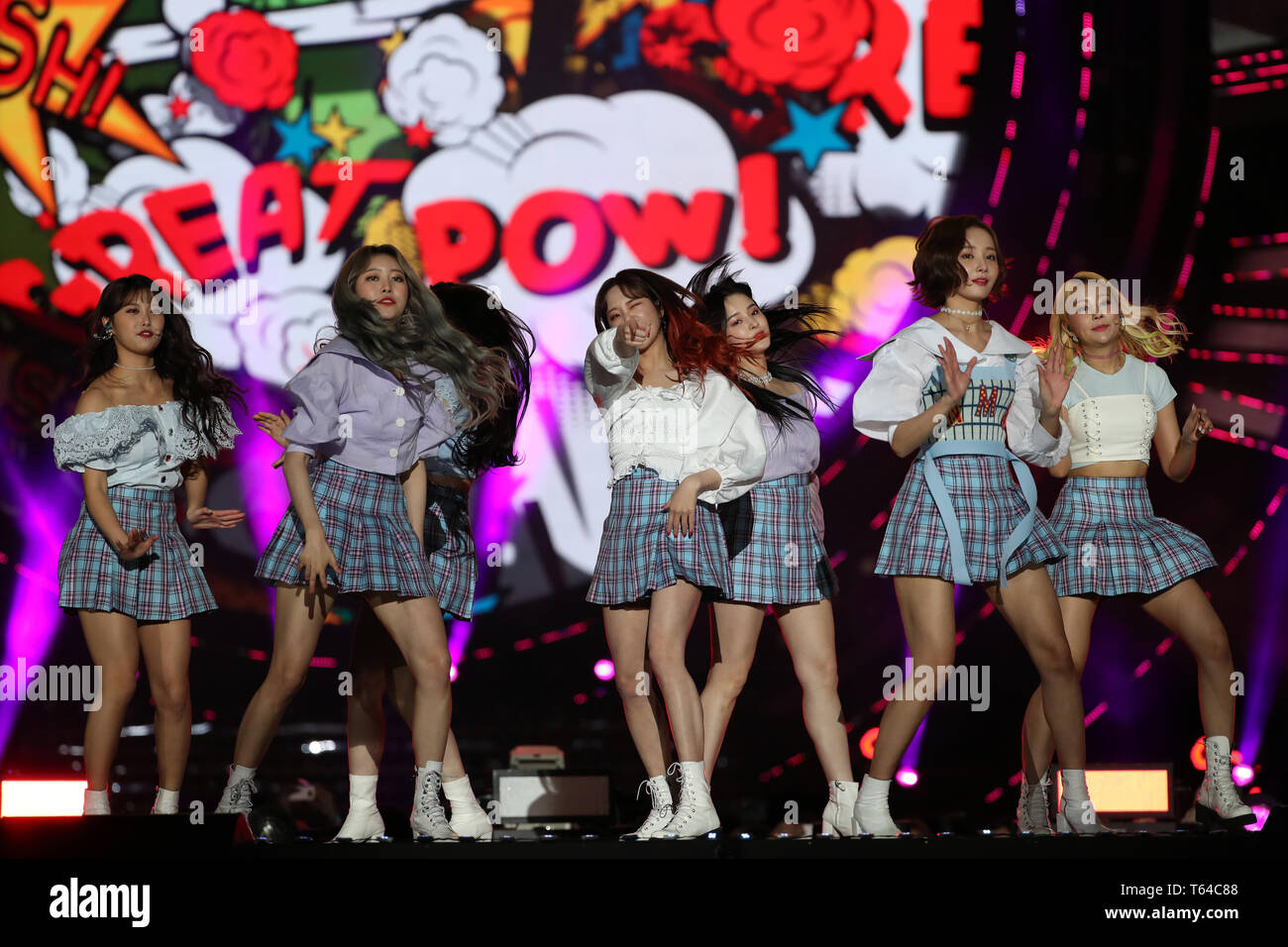 29th Apr, 2019. South Korean girl group Momoland South Korean girl ...