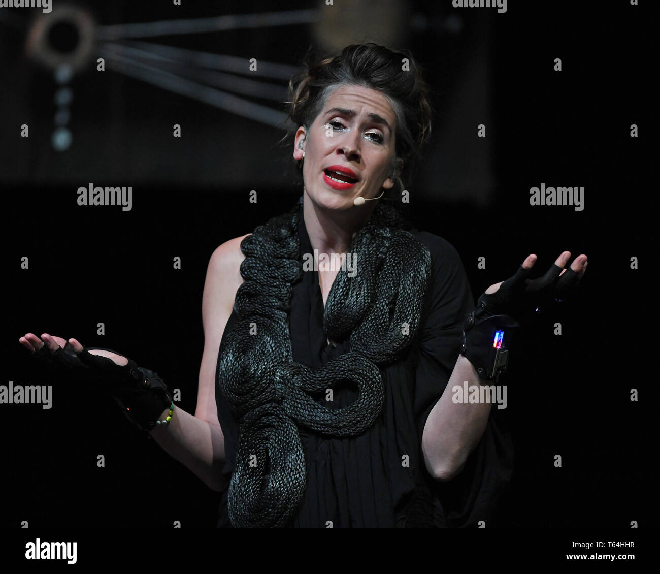 Imogen heap singer hi-res stock photography and images - Alamy