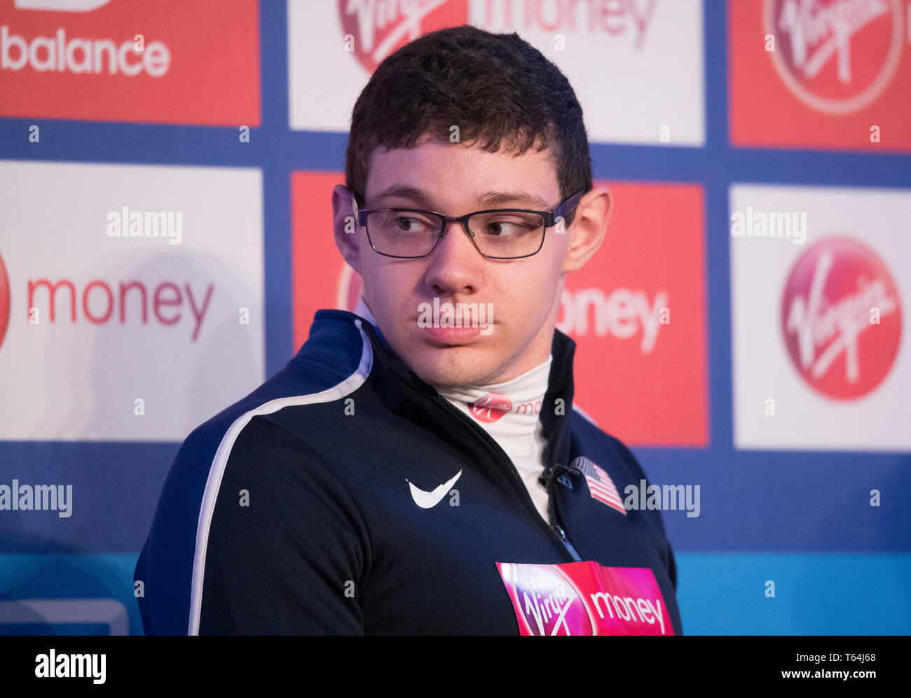 Mens conference hi-res stock photography and images - Alamy