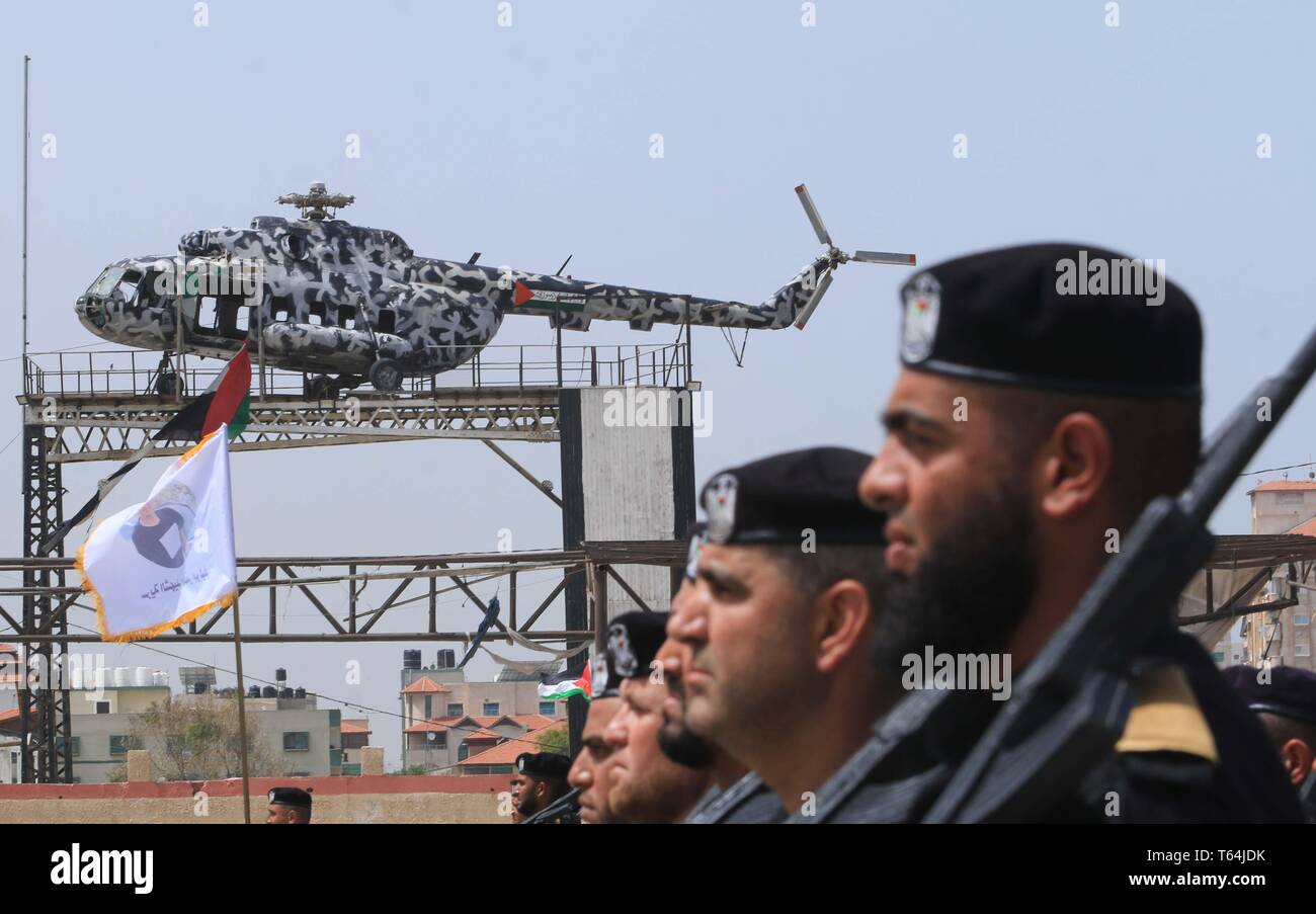 Gaza City, The Gaza Strip, Palestine. 29th Apr, 2019. Police officers ...