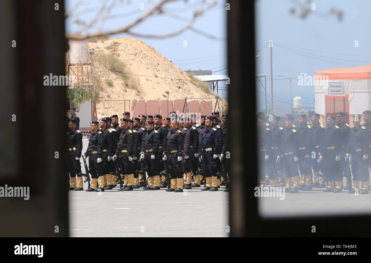 Gaza City, The Gaza Strip, Palestine. 29th Apr, 2019. Police officers ...