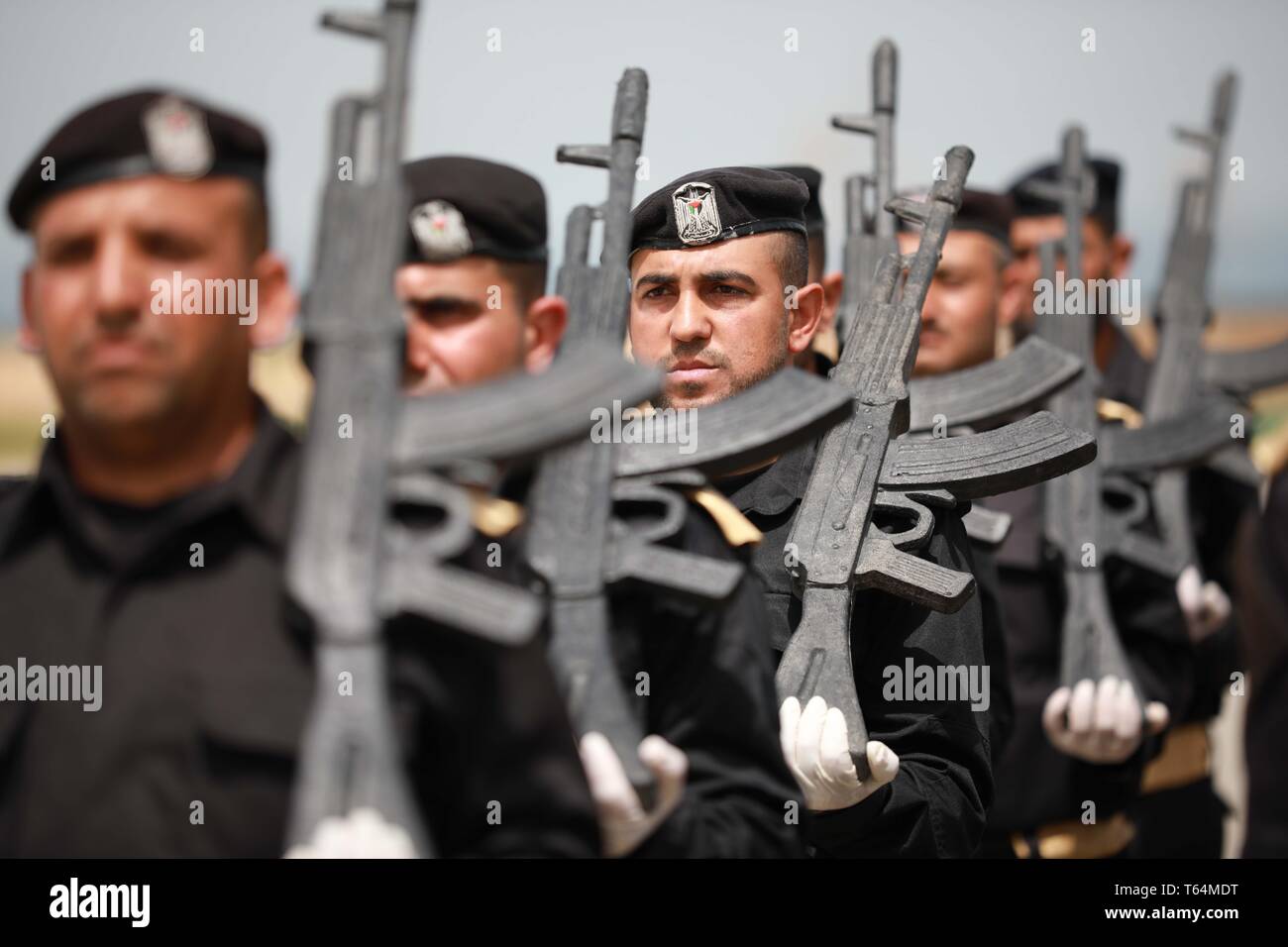 Gaza City, The Gaza Strip, Palestine. 27th Apr, 2019. Police officers ...