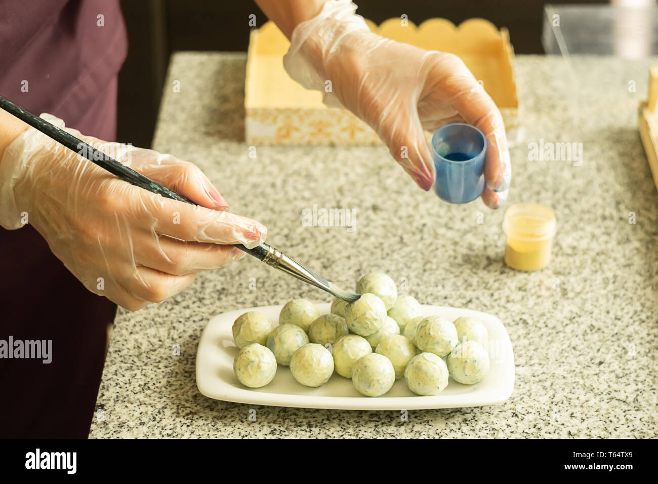 The process of making handmade candies. Chocolatier Brings Candurin on ...
