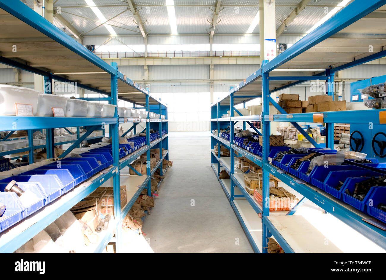 Factory warehouse interior Stock Photo - Alamy