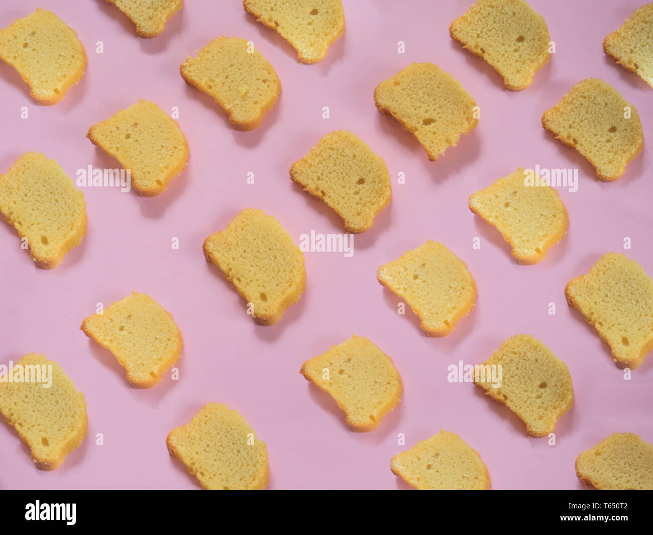 Pink loaf cake hi-res stock photography and images - Alamy