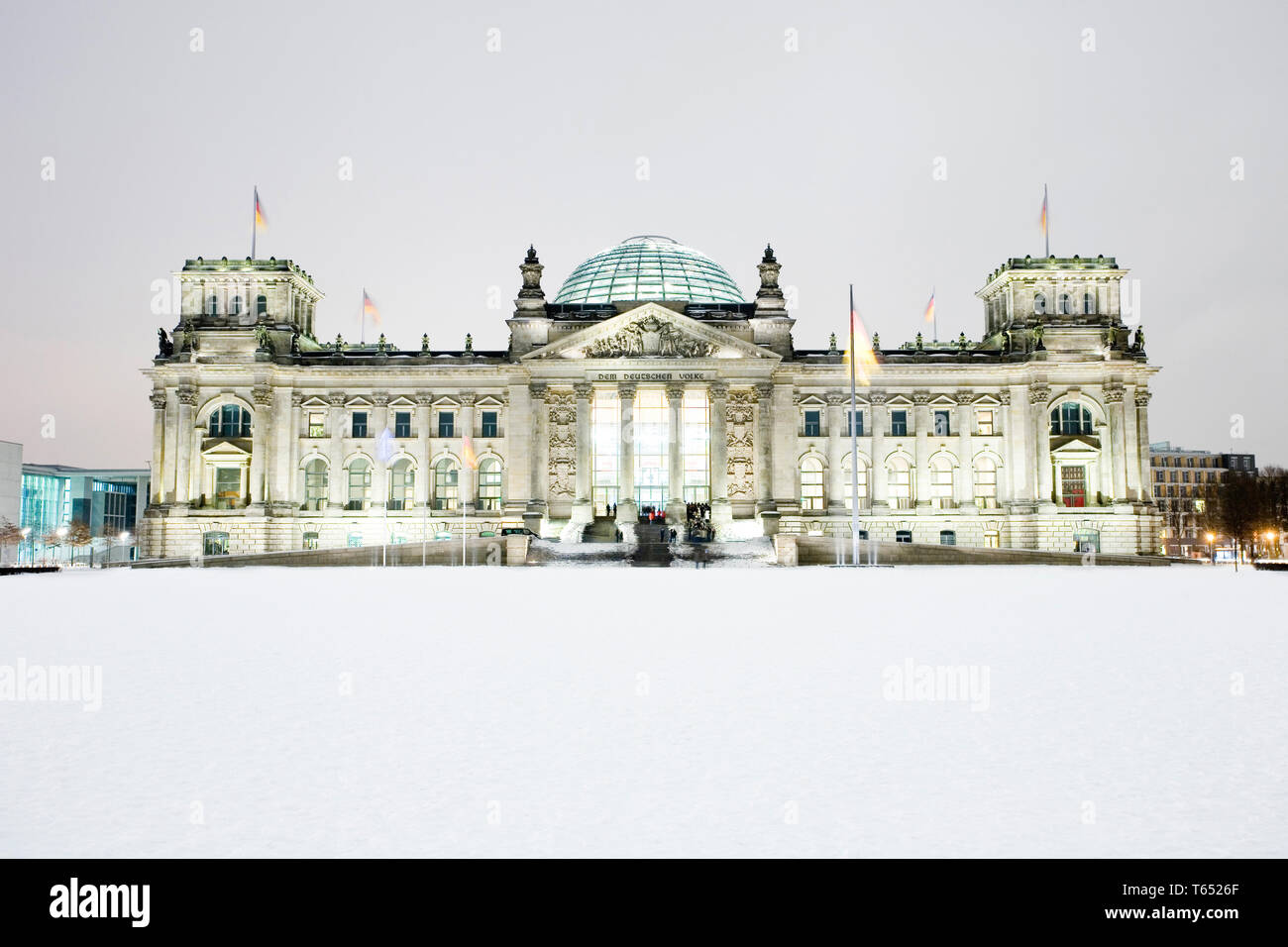 German capital snow hi-res stock photography and images - Alamy