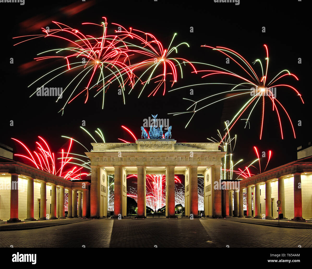 Brandenburger portal hi-res stock photography and images - Alamy