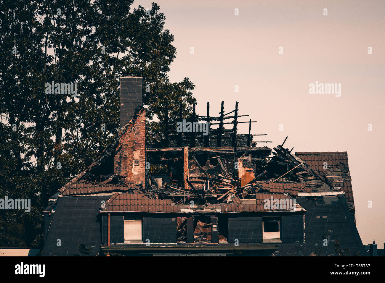 Burnt roof top hi-res stock photography and images - Alamy