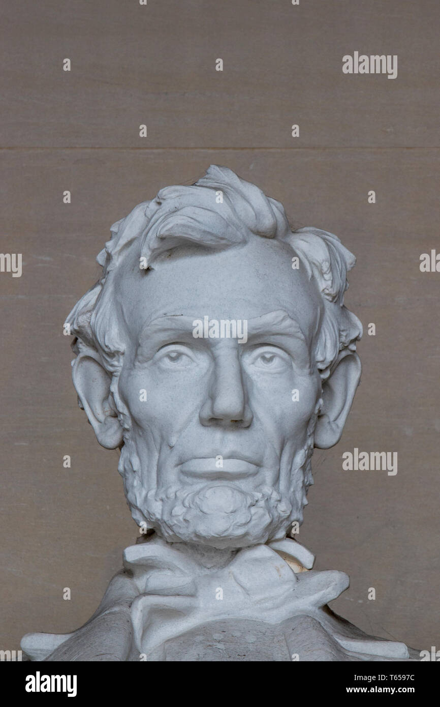 The sculpture of a seated Abraham Lincoln inside the Lincoln Memorial ...