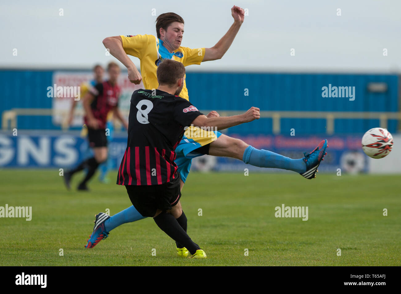 Canvey Island v Dunstable Town FC match in the Emirates FA Cup 1st ...