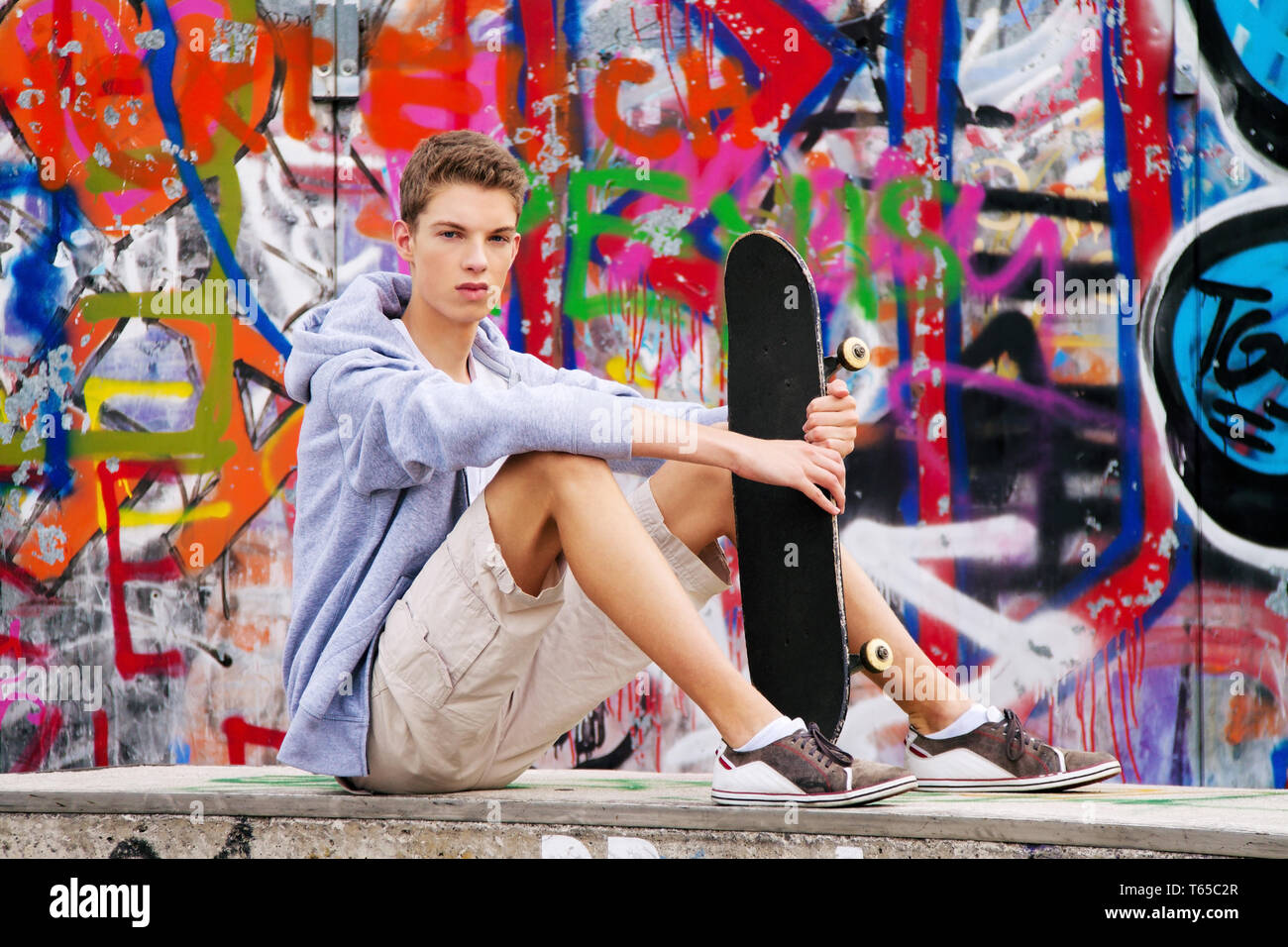 Skatboard hi-res stock photography and images - Alamy