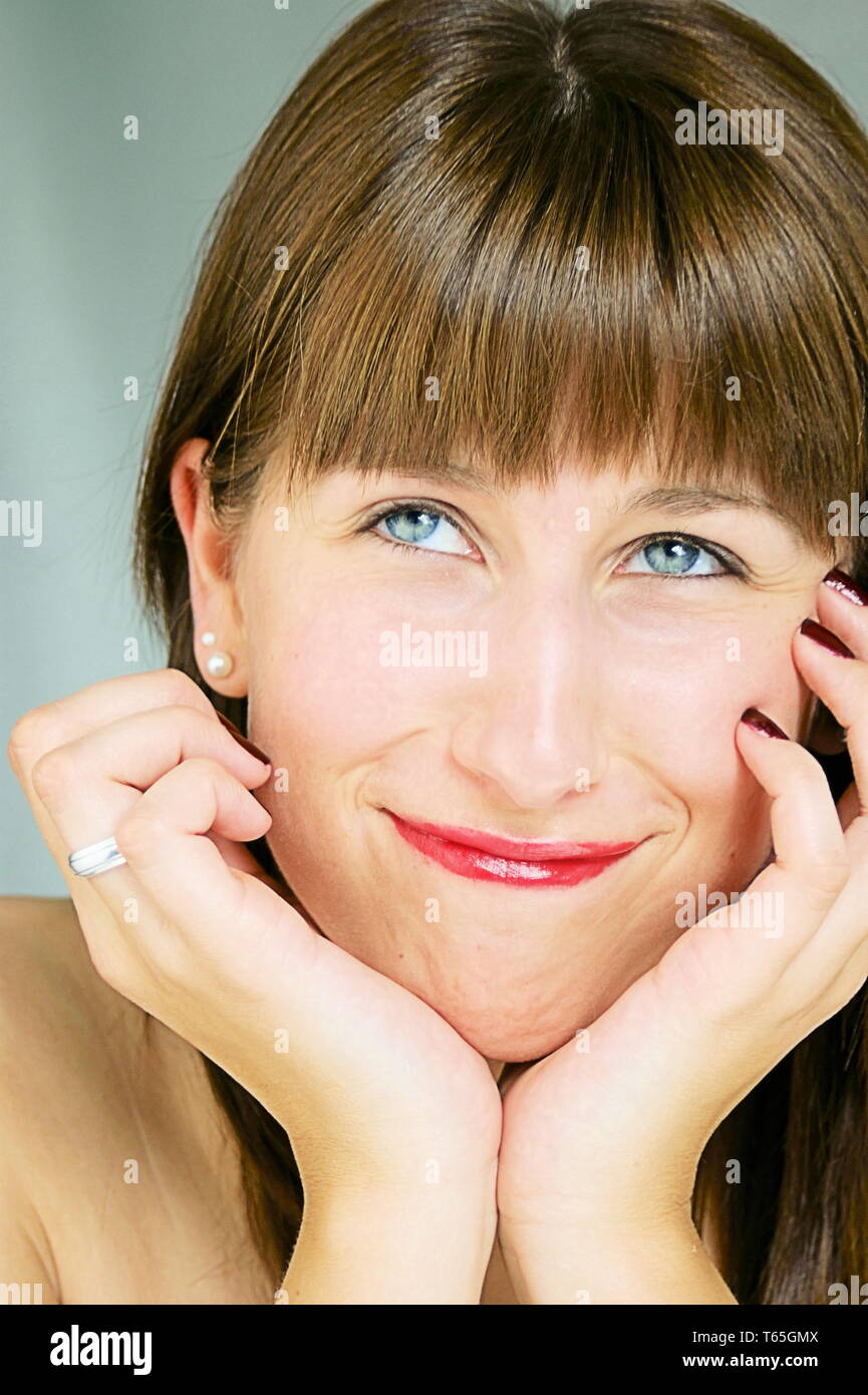 Portrait of a young lady Stock Photo - Alamy