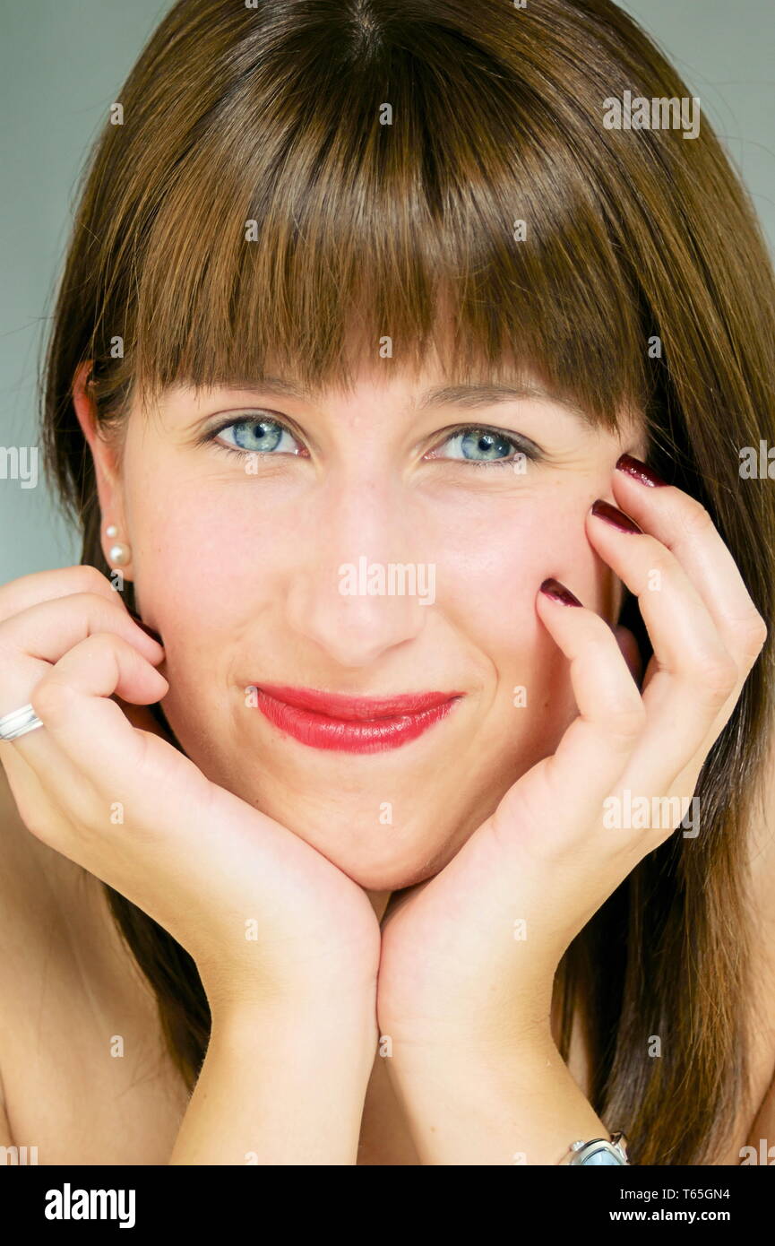 Portrait of a young lady Stock Photo - Alamy