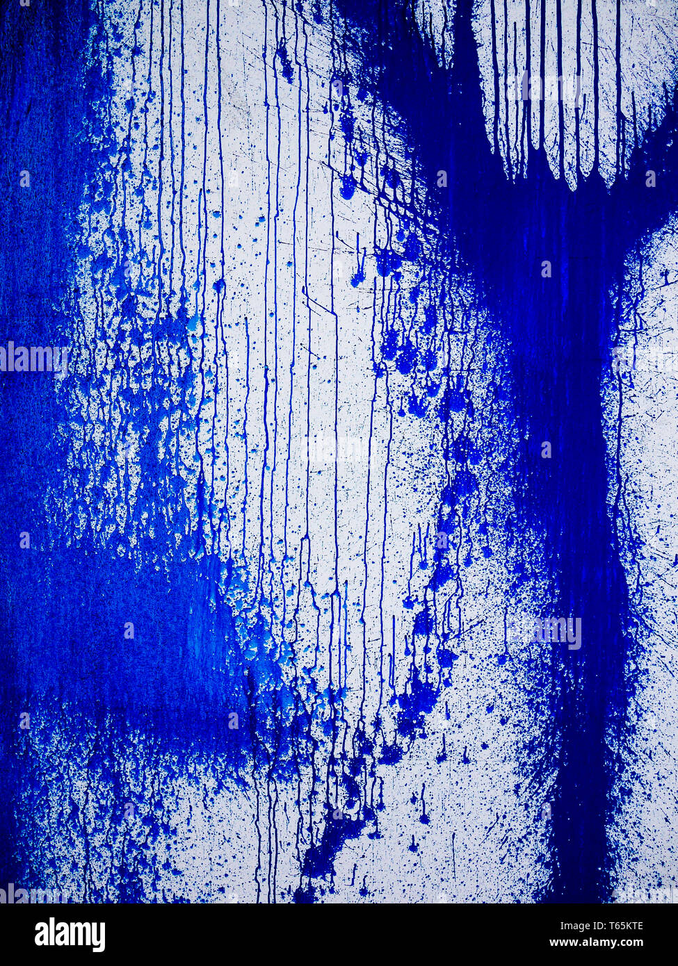 Blue paint run formations hi-res stock photography and images - Alamy