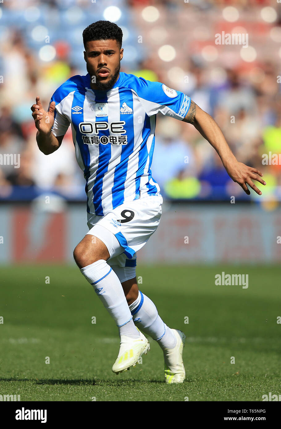 Watford v huddersfield town hi-res stock photography and images - Alamy