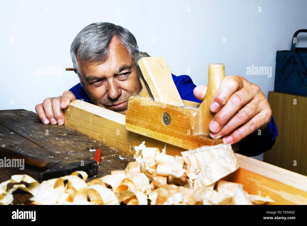 Carpenter at work Stock Photo - Alamy