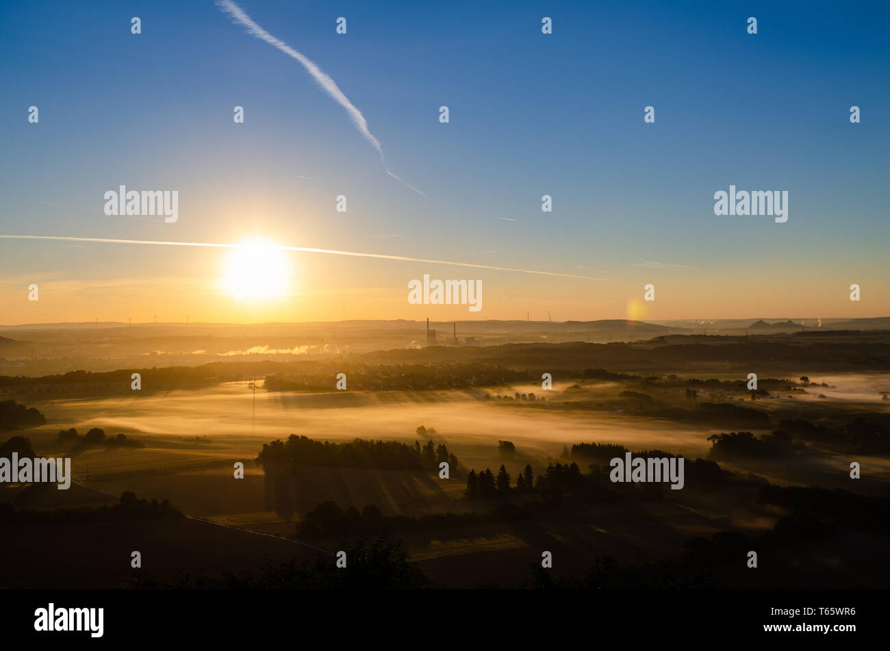 Morningsky hi-res stock photography and images - Alamy