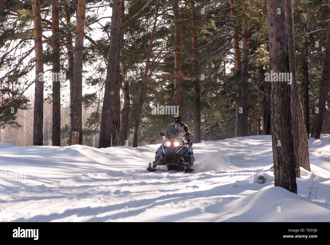 Walk on snowmobiles hi-res stock photography and images - Alamy