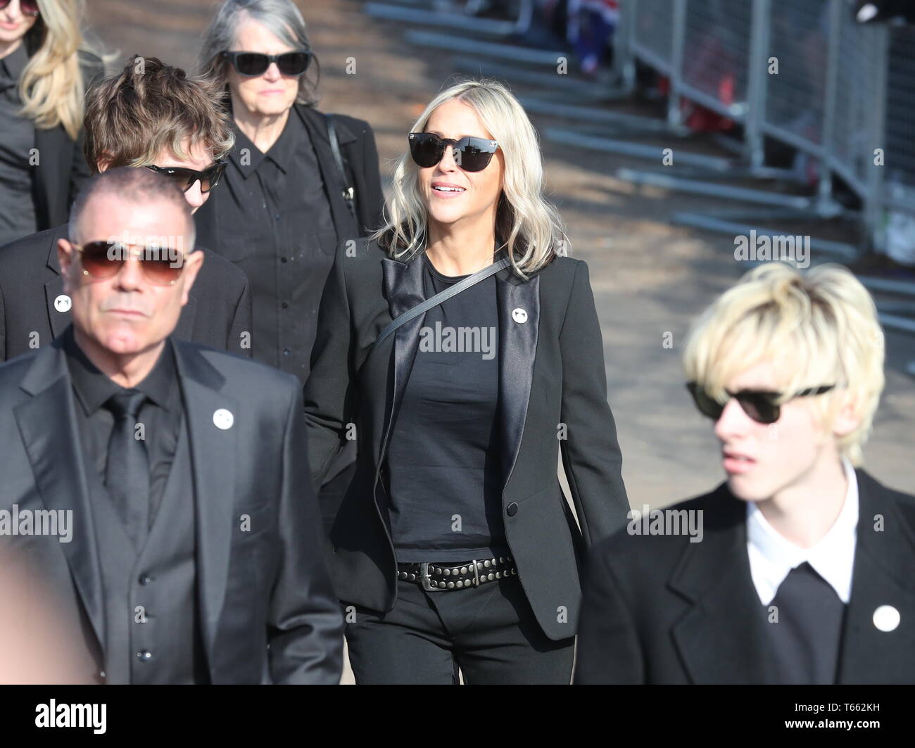 Nicole appleton and gene gallagher hi-res stock photography and images ...