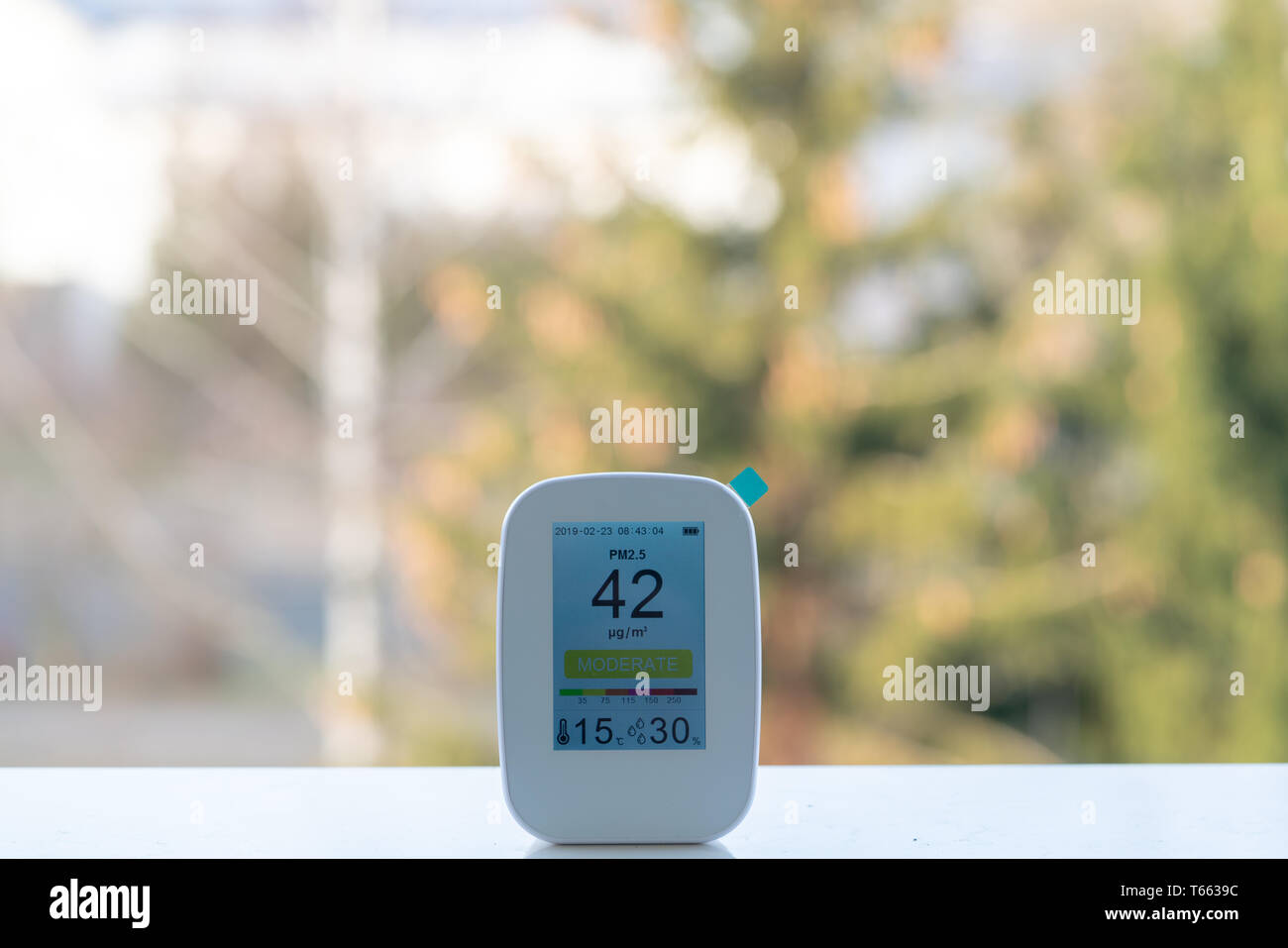Air quality monitor hi-res stock photography and images - Alamy
