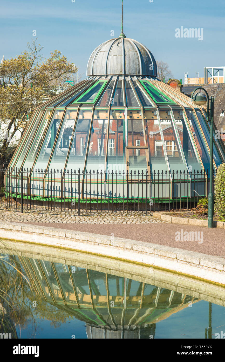 The castle mall hi-res stock photography and images - Alamy