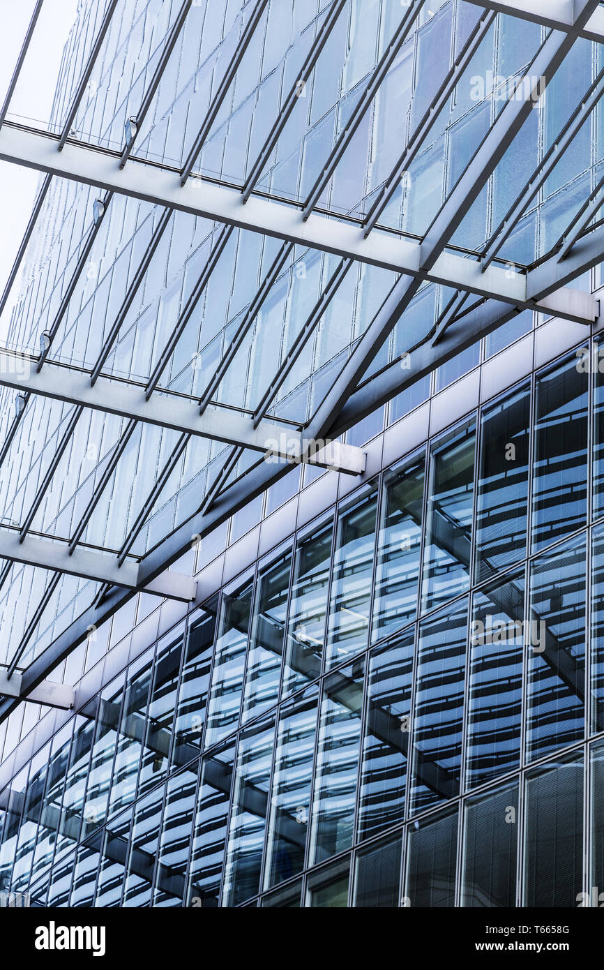 Roof construction skyscraper hi-res stock photography and images - Alamy