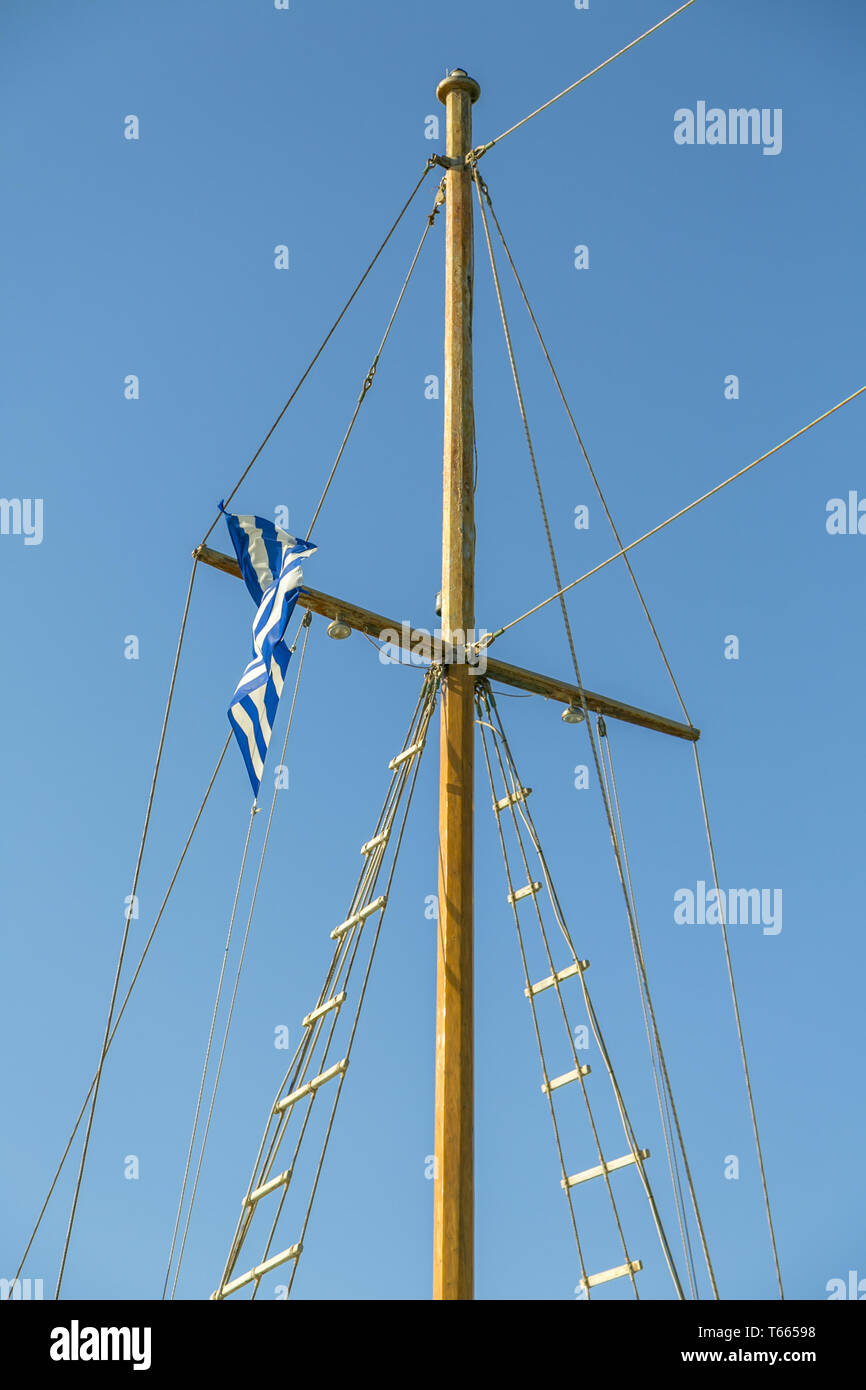 Ships flag hi-res stock photography and images - Alamy