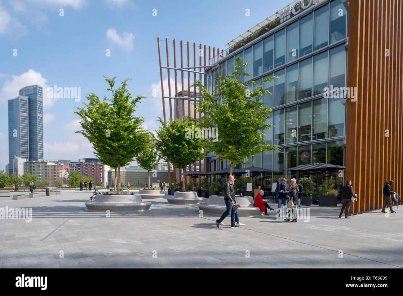 Porta nuova business district hi-res stock photography and images - Alamy