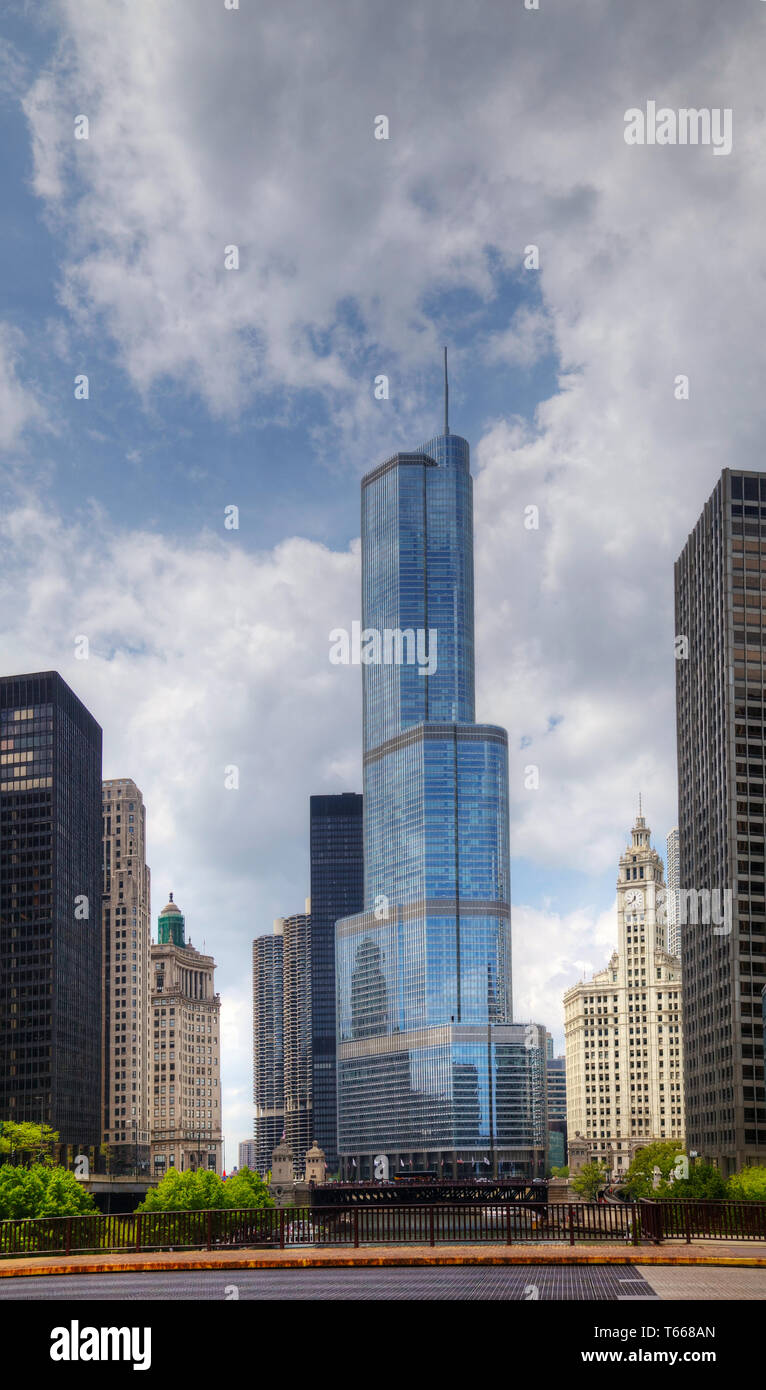 Trump International Hotel and Tower in Chicago Stock Photo - Alamy