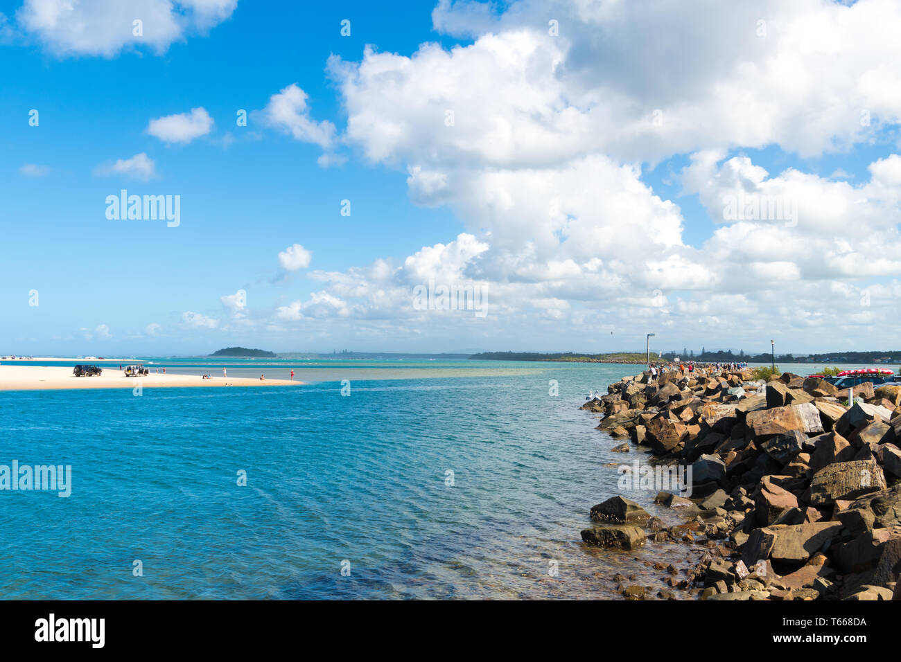 Crowdy head hi-res stock photography and images - Alamy