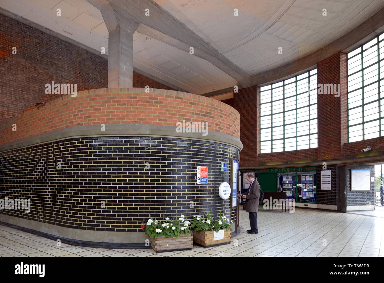 Chiswick Park Underground Station, interior, modernist architecture ...