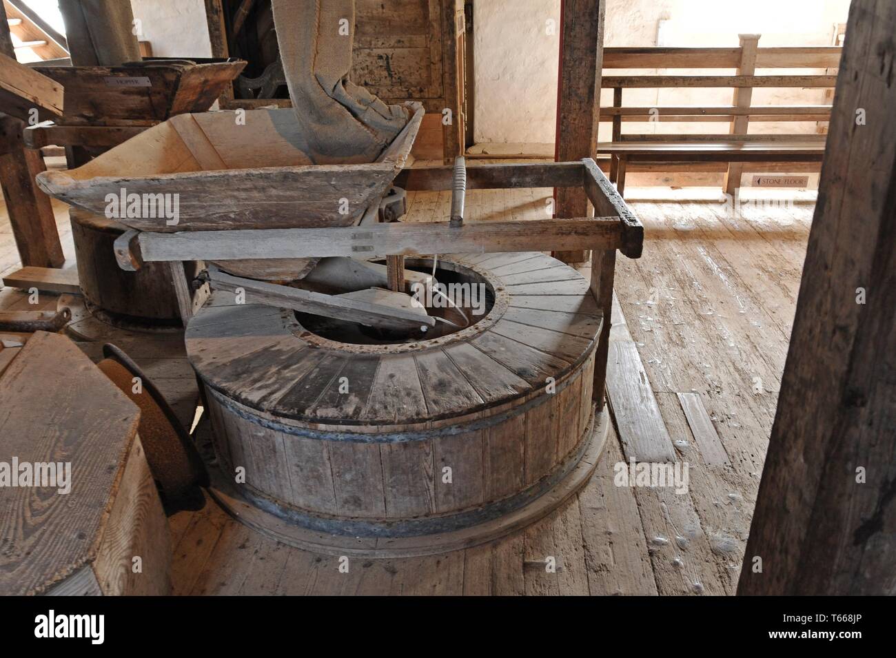 Carew tidal mill hi-res stock photography and images - Alamy