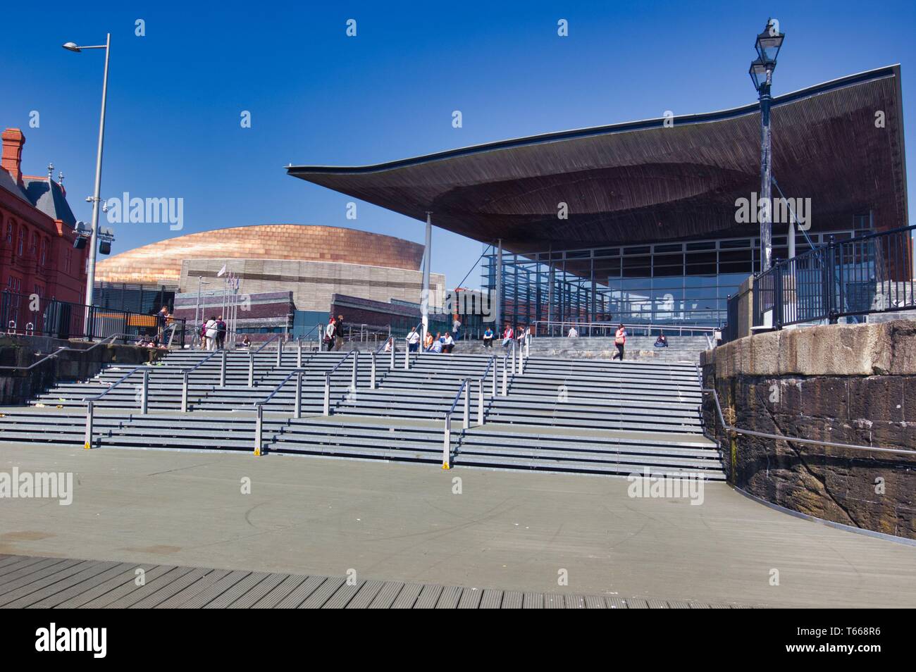 Welsh assembly senedd building hi-res stock photography and images - Alamy