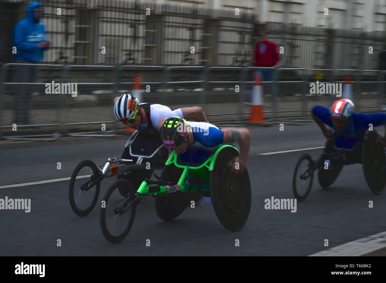 Racing wheelchair at London Marathon 2019 Stock Photo - Alamy