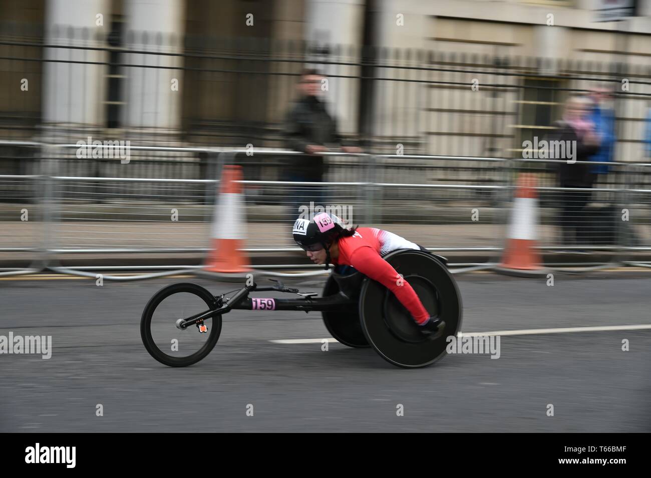 Racing wheelchair at London Marathon 2019 Stock Photo - Alamy