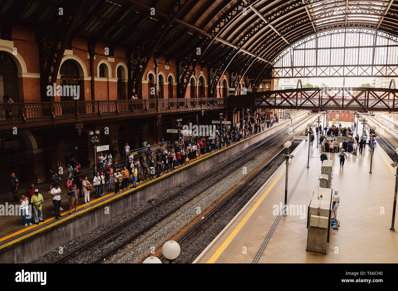 Train hangar hi-res stock photography and images - Alamy