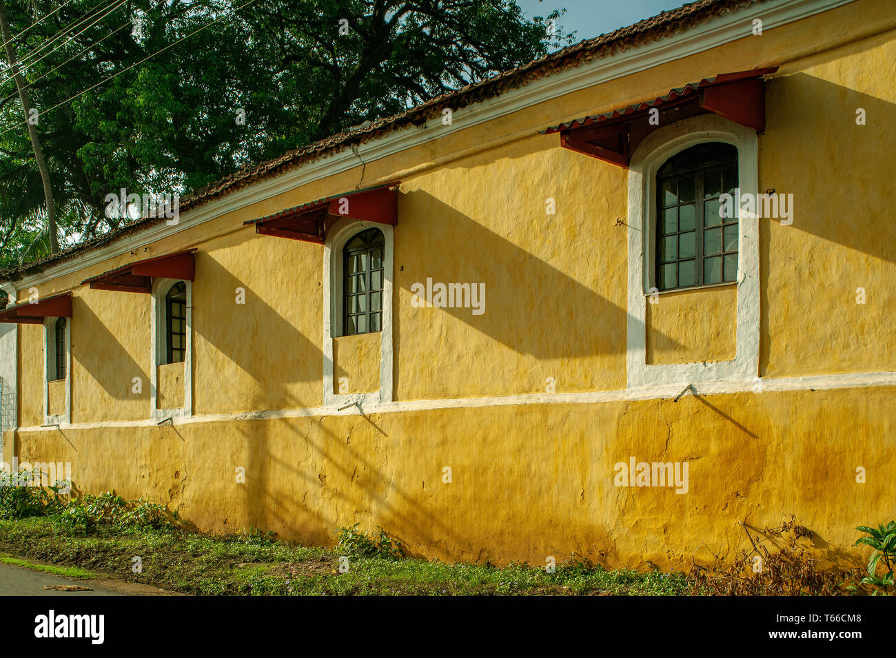 Goa mansion hi-res stock photography and images - Alamy