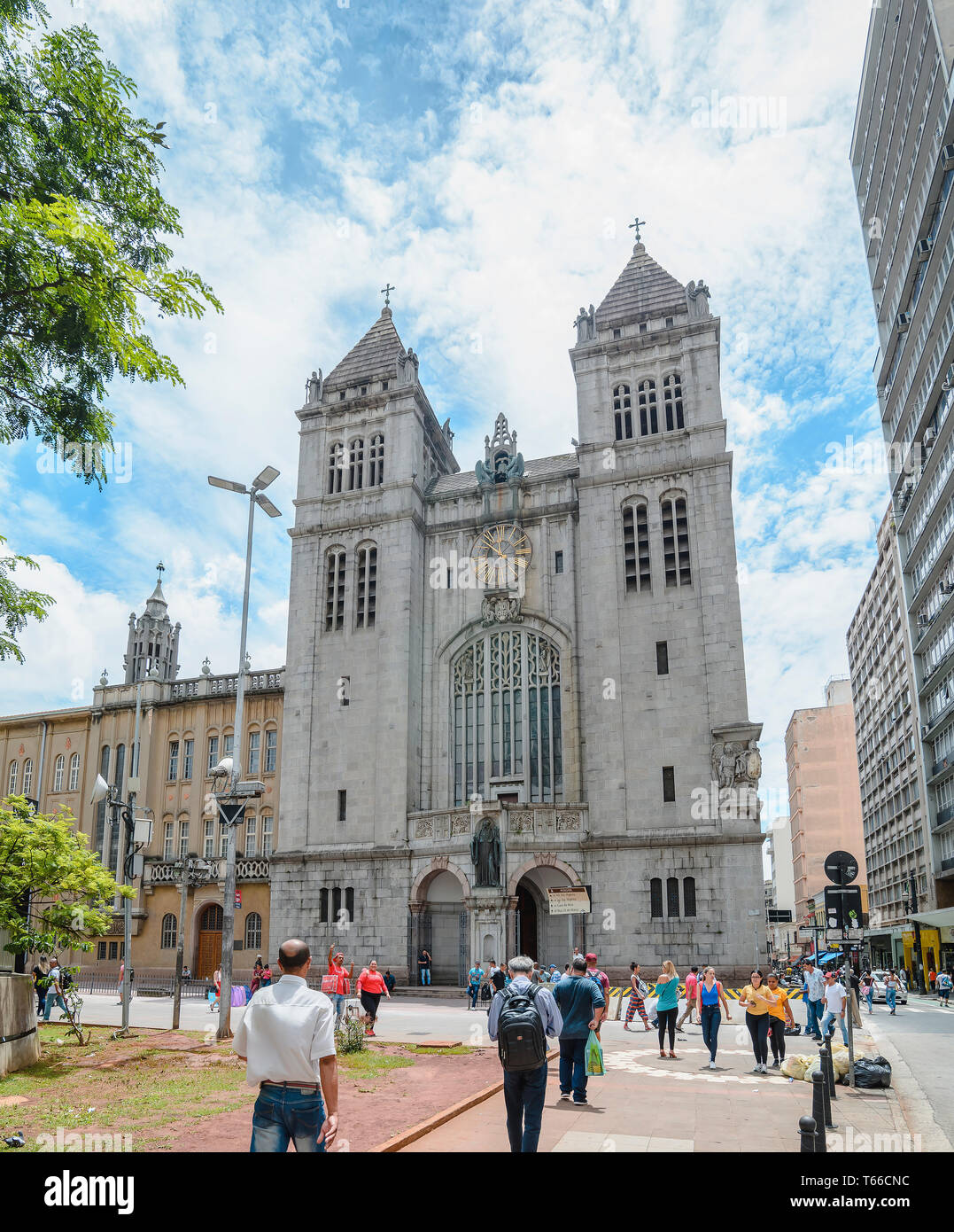 Neo Romanic High Resolution Stock Photography and Images - Alamy