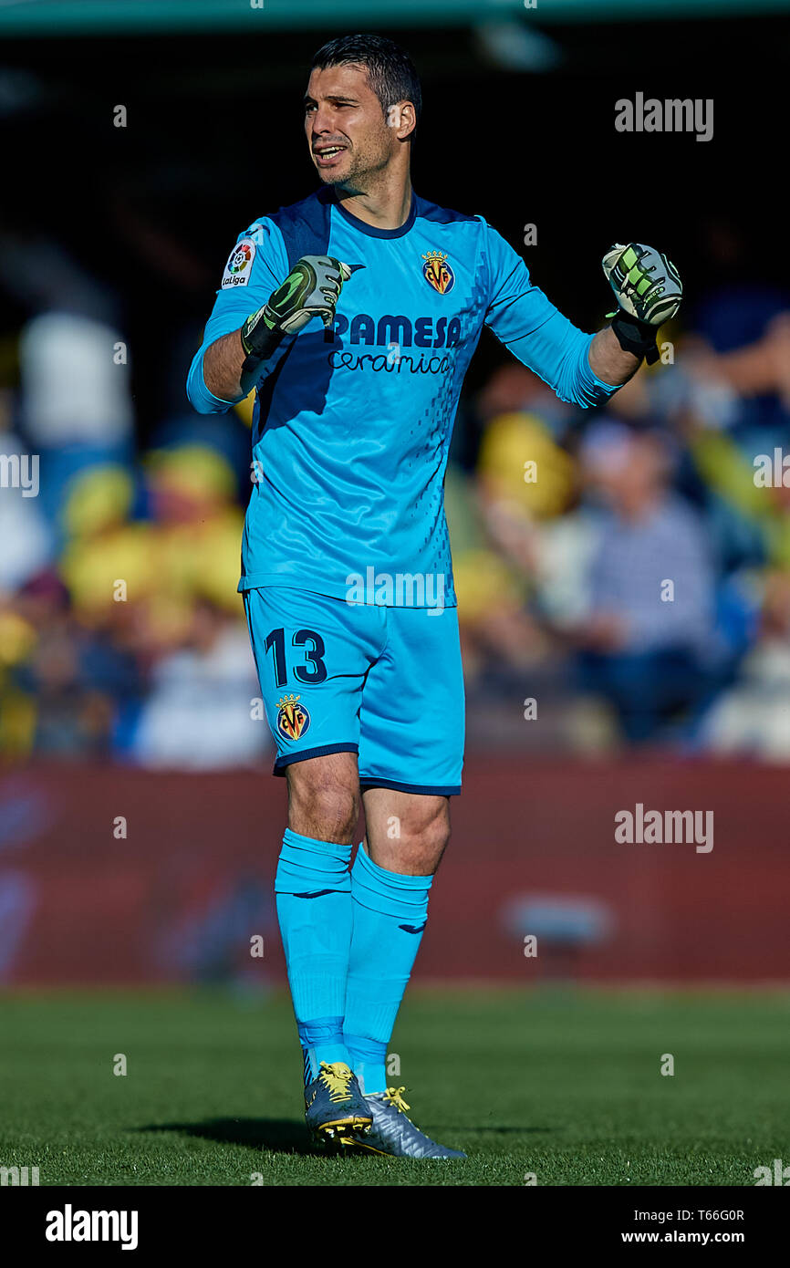 VILLAREAL, SPAIN - APRIL 28: Andres Fernandez of Villarreal CF ...