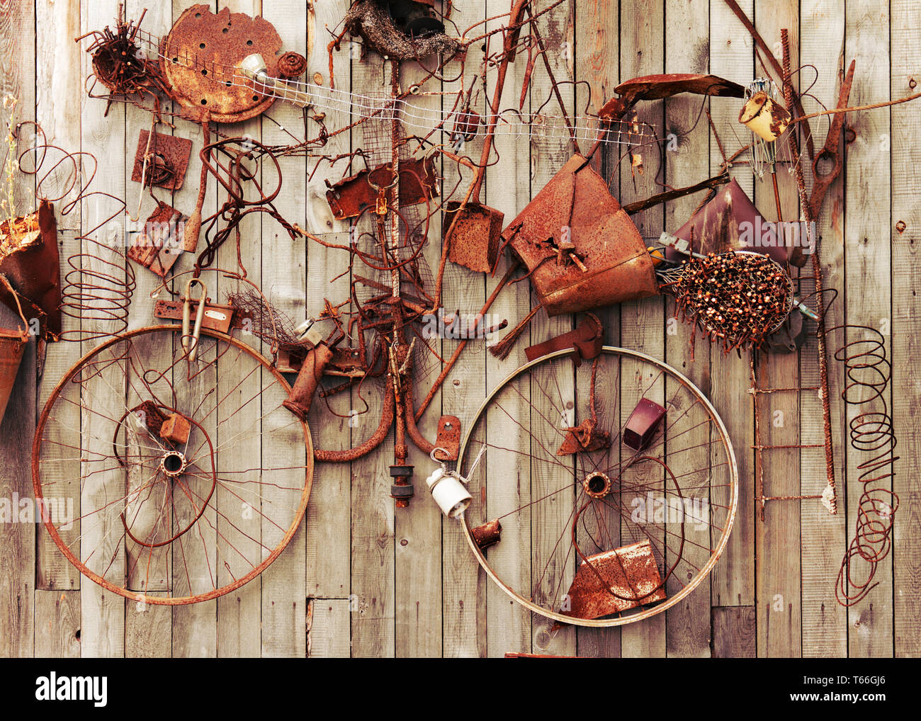 Metal items hi-res stock photography and images - Alamy