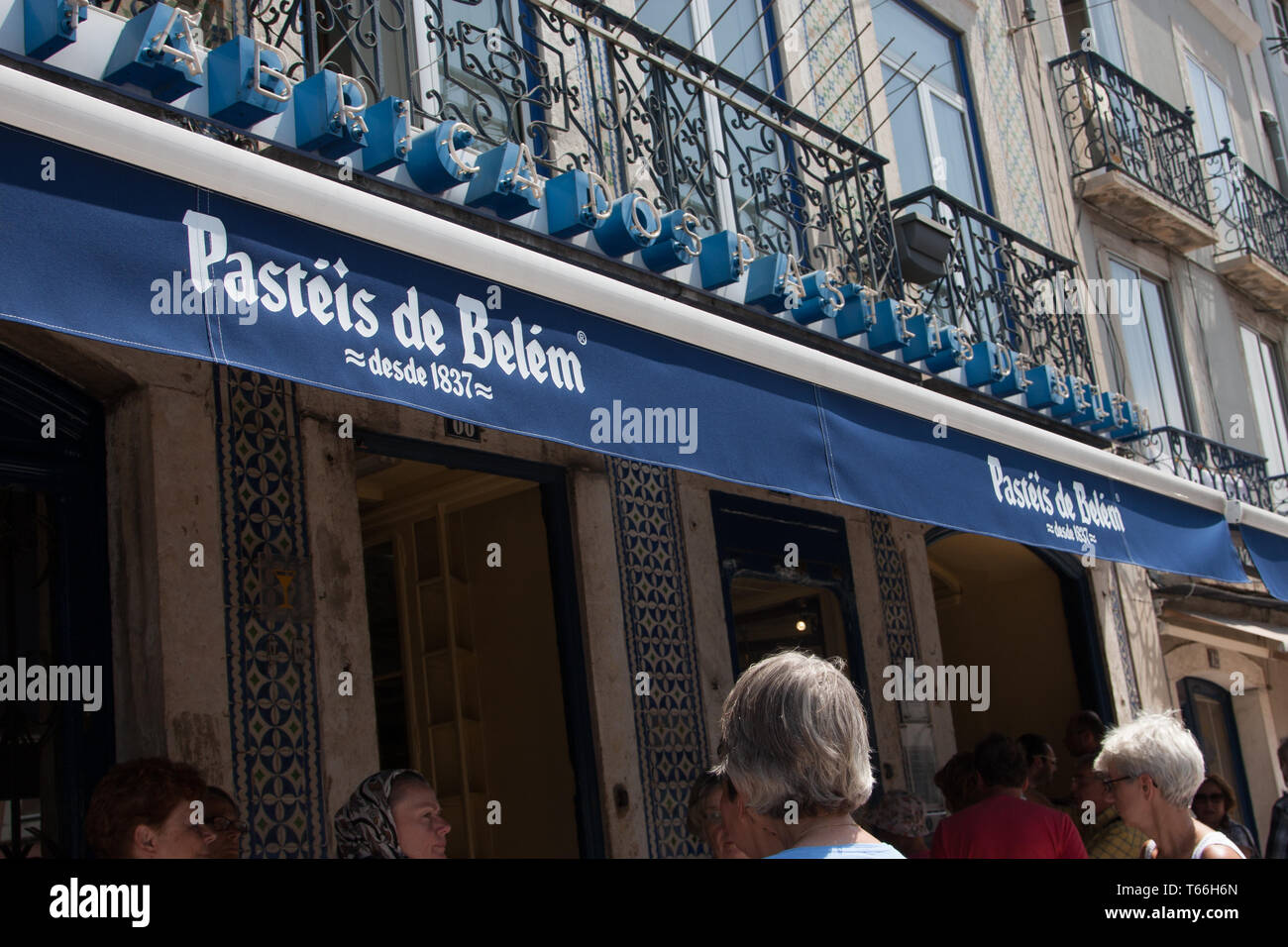 Famous original Pasteis de Nata in the original bakery where they were ...