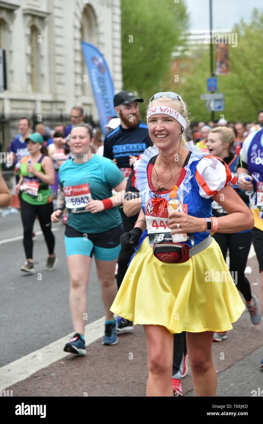 London Marathon 2019, fun runners Stock Photo - Alamy