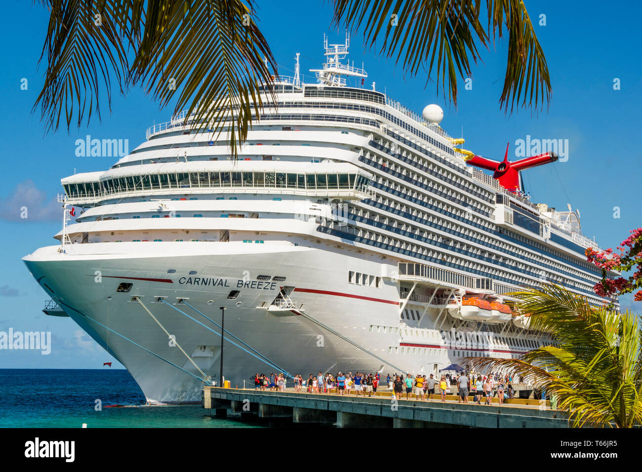 Cruise ship at Grand Turk Cruise Port, Grand Turk Island, Turks and ...