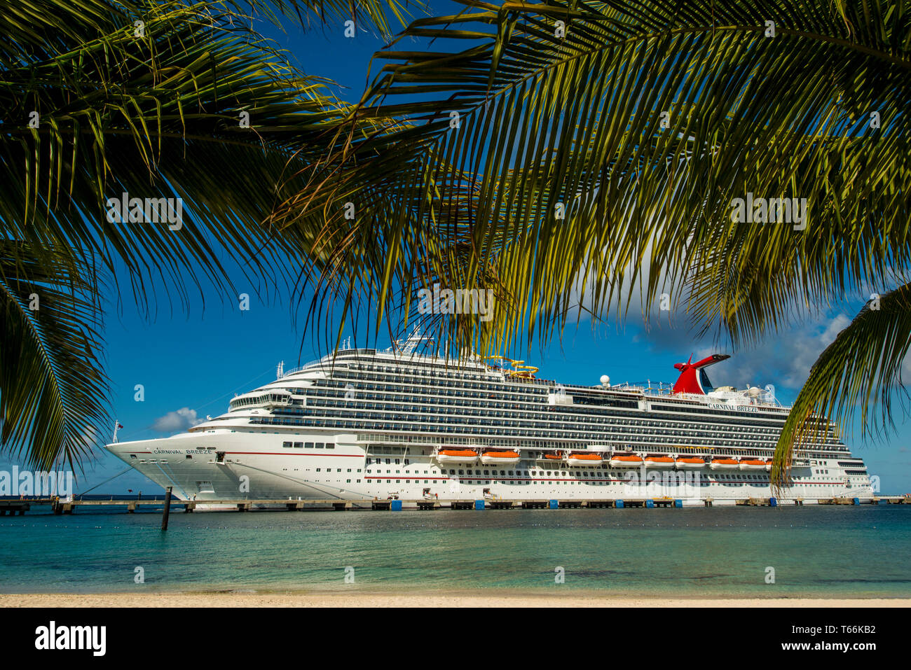 Cruise ship at Grand Turk Cruise Port, Grand Turk Island, Turks and ...