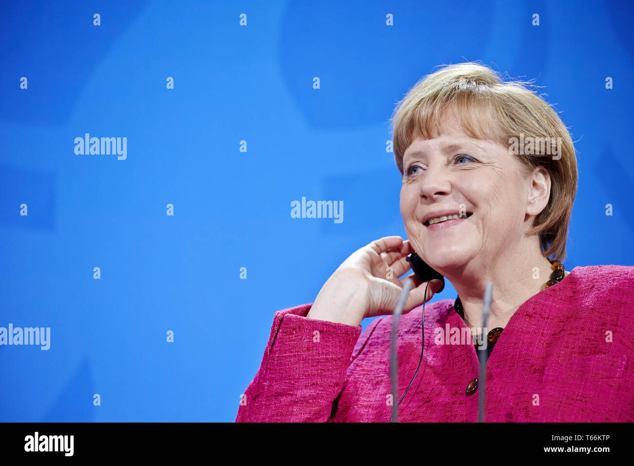 Angela merkel portrait hi-res stock photography and images - Alamy