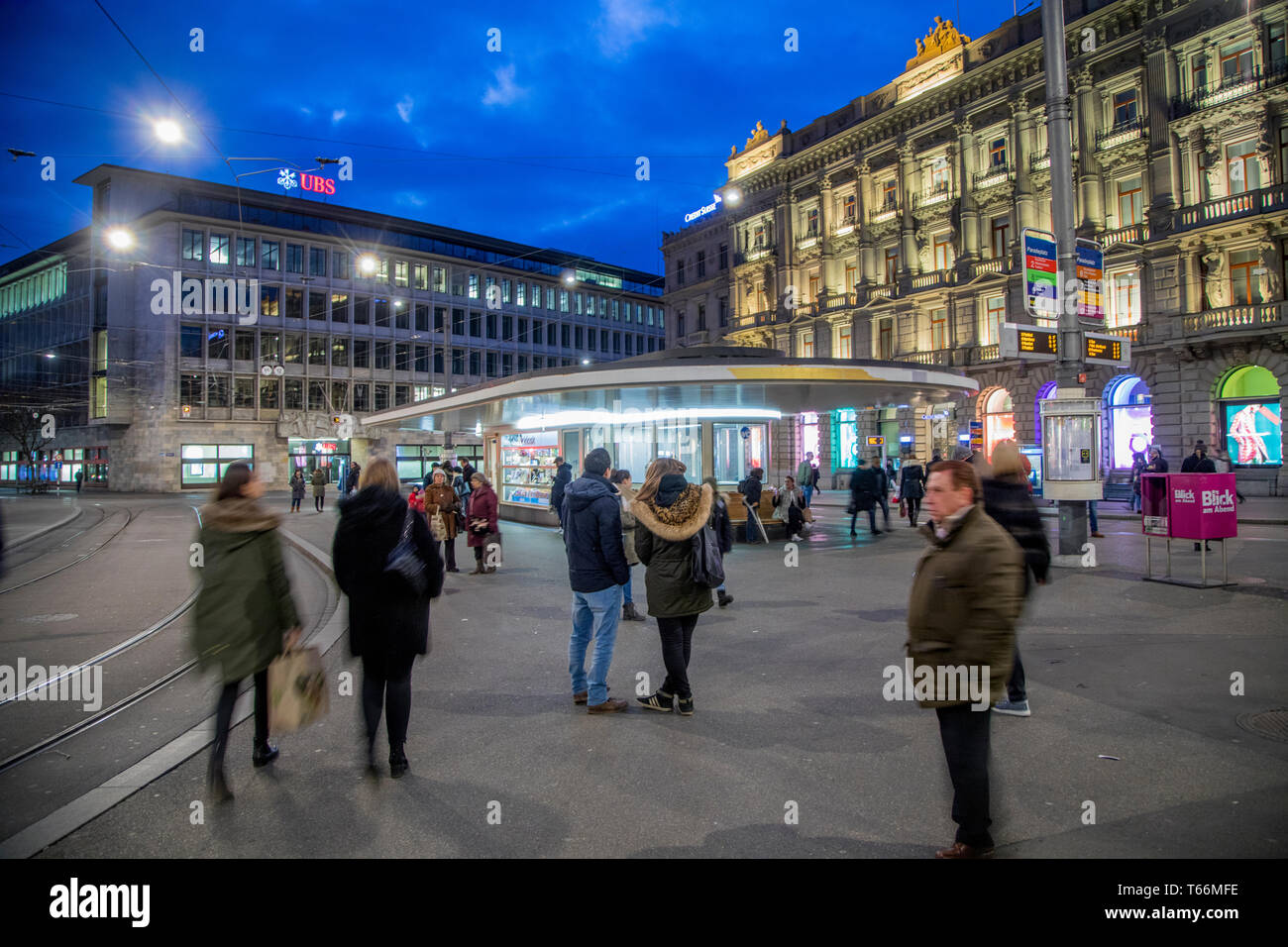 Bus suisse hi-res stock photography and images - Alamy