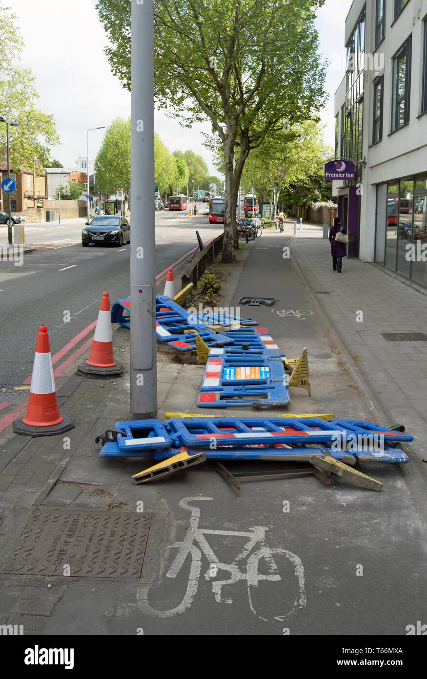 Cycle route blocked hi-res stock photography and images - Alamy