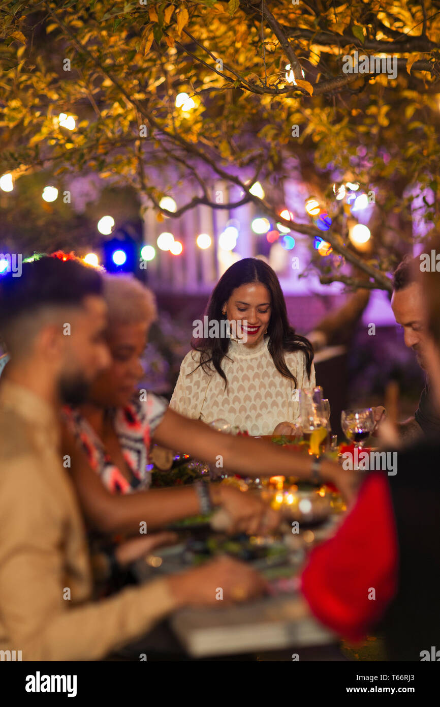 Four people dinner party hi-res stock photography and images - Alamy
